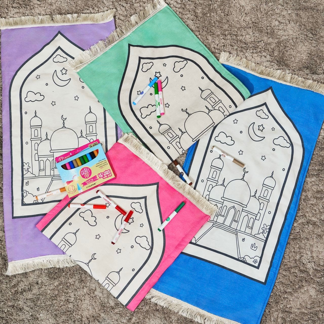 Pink colouring prayer mat – Craft Pop